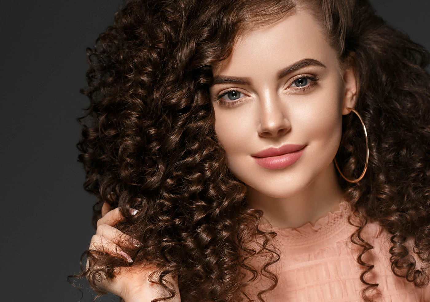 5 mejores cortes de pelo para mujeres rizadas | Love My Senses